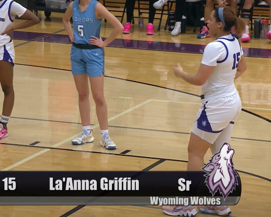 Wyoming girls basketball team comes up big at crunch time in 47-43 win ...