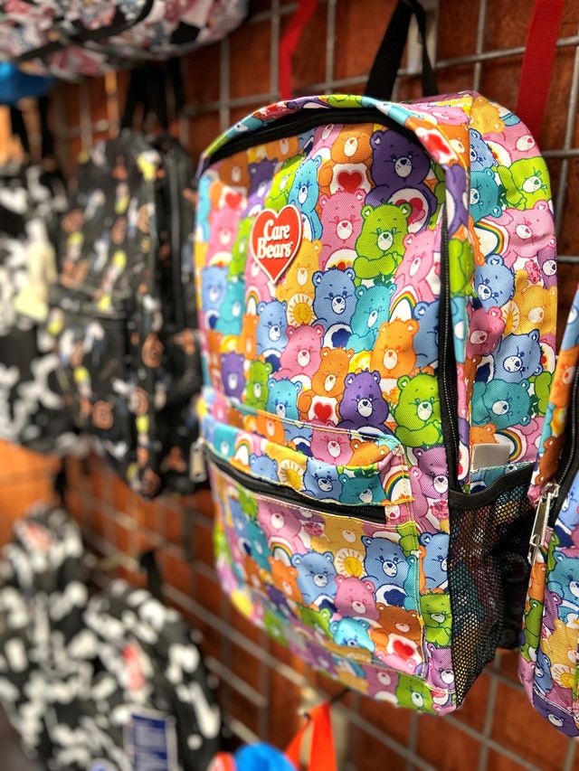 Journeys Woodlands Mall